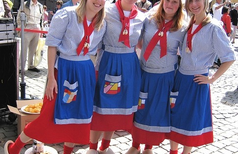 Traditions of the Netherlands - customs, photo